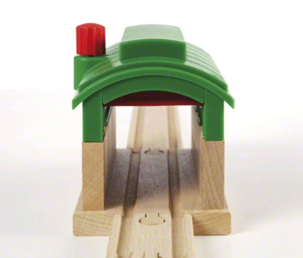 BRIO - Train Garage | Ravensburger Australia & New Zealand